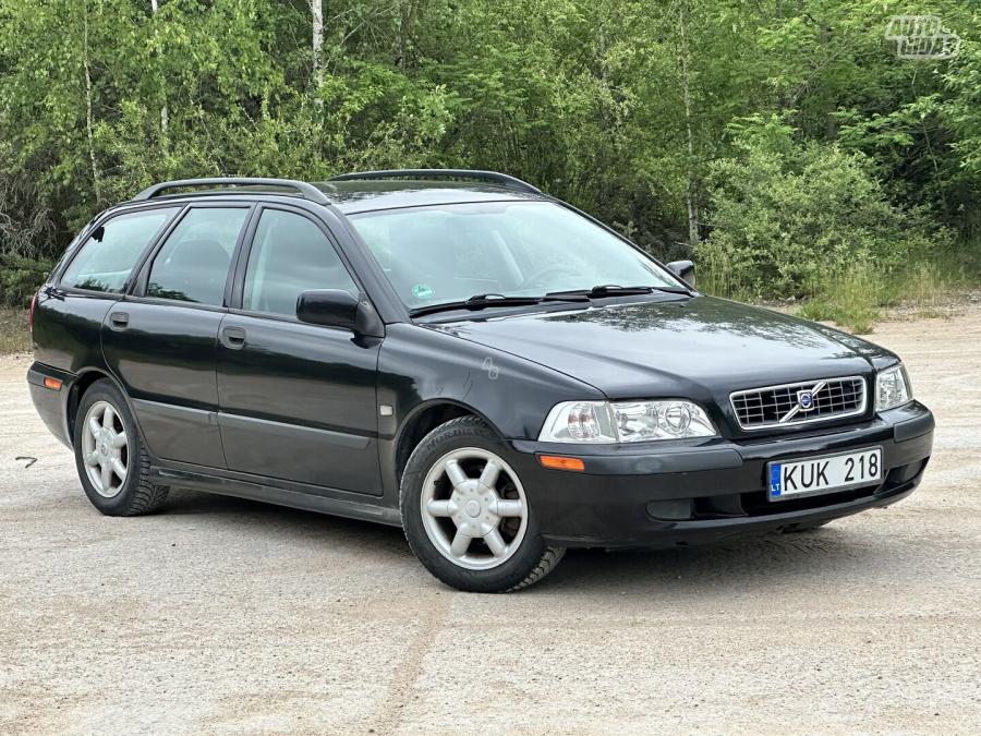 Volvo V40 2004 in Vilnius, with an engine capacity of 1.60 L and mileage of 230 thousand km for 700 €, photo 6 on AUTOMOTO.COM.LV