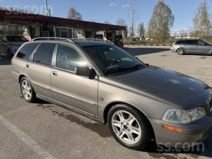 Volvo V40 2004 Ogre, ar dzinēja tilpumu 1.90 L un nobraukumu 348 tūkst. km par 1100 €, foto 3 vietnē AUTOMOTO.COM.LV