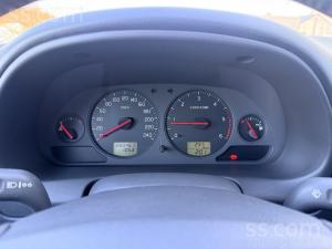 Volvo V40 2004 in Riga, with an engine capacity of 1.90 L and mileage of 280 thousand km for 2400 €, photo 18 on AUTOMOTO.COM.LV