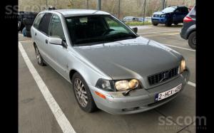 Volvo V40 2004 Rīga, ar dzinēja tilpumu 1.80 L un nobraukumu 237 tūkst. km par 1499 €, foto 3 vietnē AUTOMOTO.COM.LV