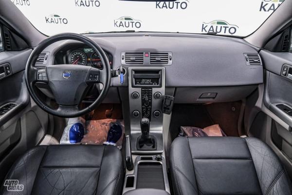Volvo V40 2008 Kauņa, ar dzinēja tilpumu 1.60 L un nobraukumu 358 tūkst. km par 3390 €, foto 8 vietnē AUTOMOTO.COM.LV