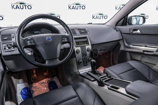 Вольво В40 2008 в Каунас, объемом двигателя 1.60 л и пробегом 358 тыс. км за 3390 €, фото 7 на AUTOMOTO.COM.LV