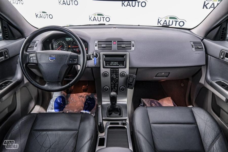 Volvo V40 2008 Kauņa, ar dzinēja tilpumu 1.60 L un nobraukumu 358 tūkst. km par 3390 €, foto 9 vietnē AUTOMOTO.COM.LV