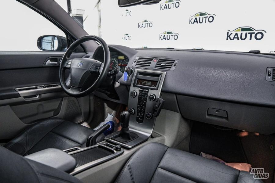 Volvo V40 2008 Kauņa, ar dzinēja tilpumu 1.60 L un nobraukumu 358 tūkst. km par 3390 €, foto 12 vietnē AUTOMOTO.COM.LV
