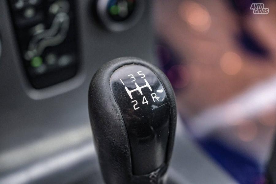 Volvo V40 2008 Kauņa, ar dzinēja tilpumu 1.60 L un nobraukumu 358 tūkst. km par 3390 €, foto 19 vietnē AUTOMOTO.COM.LV