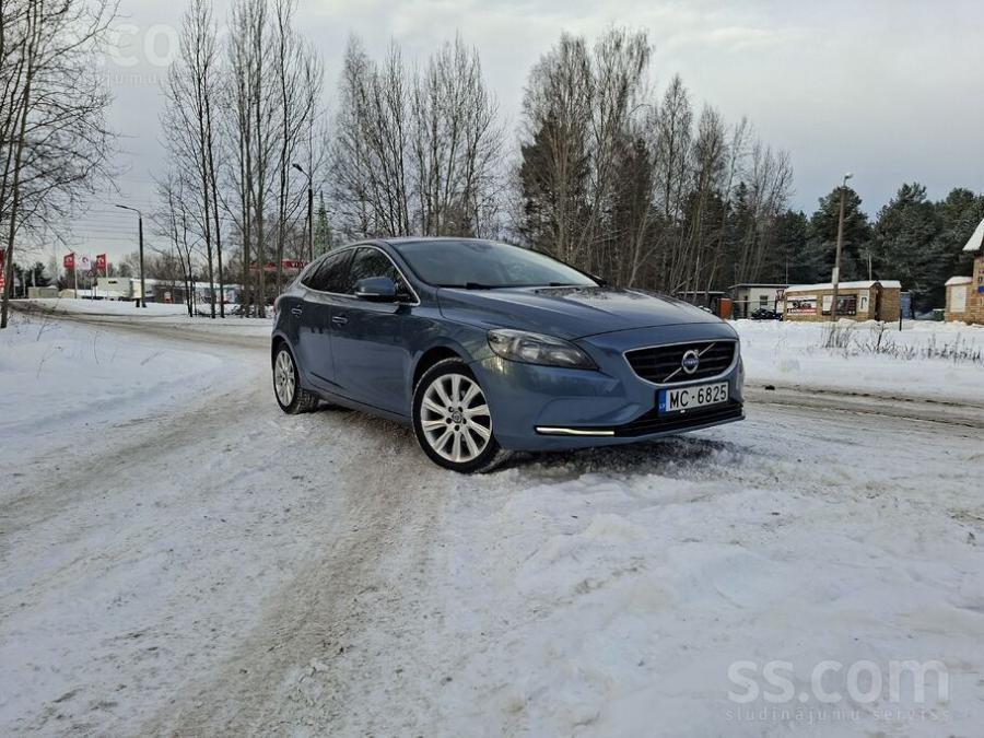 Volvo V40 2013 Rīga, ar dzinēja tilpumu 1.60 L un nobraukumu 354 tūkst. km par 4900 €, foto 2 vietnē AUTOMOTO.COM.LV