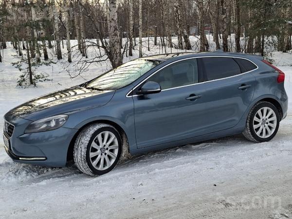 Volvo V40 2013 in Riga, with an engine capacity of 1.60 L and mileage of 354 thousand km for 4900 €, photo 5 on AUTOMOTO.COM.LV