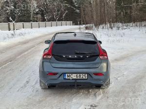 Volvo V40 2013 Rīga, ar dzinēja tilpumu 1.60 L un nobraukumu 354 tūkst. km par 4900 €, foto 7 vietnē AUTOMOTO.COM.LV
