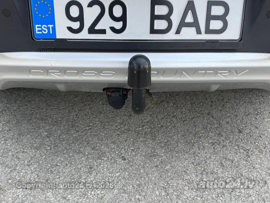 Volvo V40 2013 in Tallinn, with an engine capacity of 2.00 L and mileage of 356 thousand km for 6999 €, photo 17 on AUTOMOTO.COM.LV
