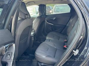 Volvo V40 2013 in Tallinn, with an engine capacity of 2.00 L and mileage of 356 thousand km for 6999 €, photo 19 on AUTOMOTO.COM.LV