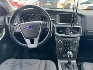 Volvo V40 2013 in Tallinn, with an engine capacity of 2.00 L and mileage of 356 thousand km for 6999 €, photo 20 on AUTOMOTO.COM.LV