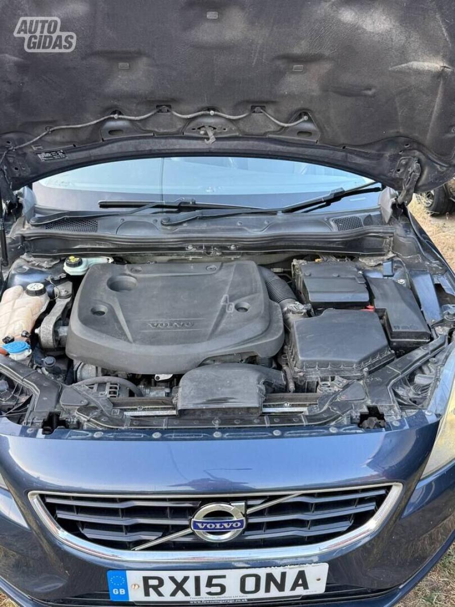 Volvo V40 2015 in Jonava, with an engine capacity of 2.00 L and mileage of 288 thousand km for 3700 €, photo 11 on AUTOMOTO.COM.LV