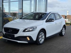 Balts Volvo V40 2015 Viļņa, ar dzinēja tilpumu 1.56 L un nobraukumu 50 tūkst. km par 10499 €, foto 3 vietnē AUTOMOTO.COM.LV
