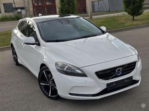 Balts Volvo V40 2012 Kauņa, ar dzinēja tilpumu 1.98 L un nobraukumu 255 tūkst. km par 7250 €, foto  vietnē AUTOMOTO.COM.LV