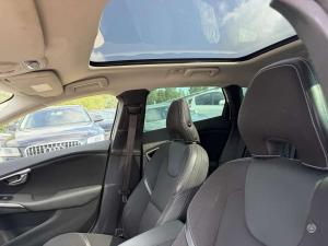 Balts Volvo V40 2012 Utena, ar dzinēja tilpumu 1.56 L un nobraukumu 280 tūkst. km par 4990 €, foto 10 vietnē AUTOMOTO.COM.LV