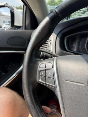 Balts Volvo V40 2012 Utena, ar dzinēja tilpumu 1.56 L un nobraukumu 280 tūkst. km par 4990 €, foto 13 vietnē AUTOMOTO.COM.LV