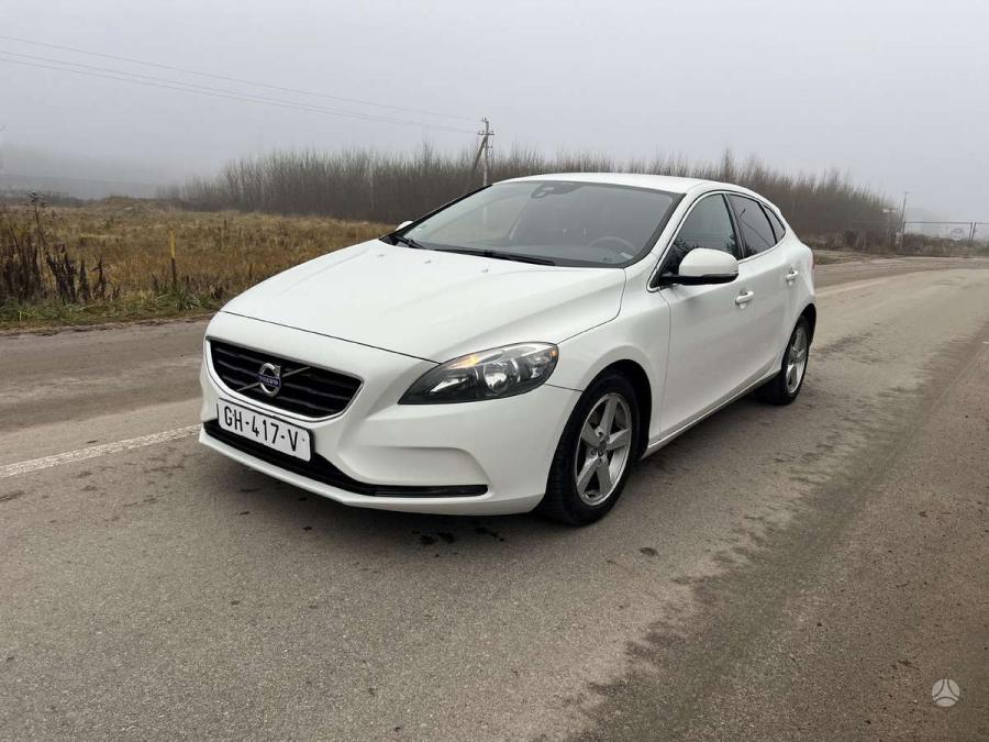 Balts Volvo V40 2013 Kauņa, ar dzinēja tilpumu 1.56 L un nobraukumu 238 tūkst. km par 5350 €, foto 7 vietnē AUTOMOTO.COM.LV