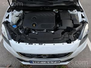 Белый Вольво В40 2013 в Рига, объемом двигателя 1.60 л и пробегом 290 тыс. км за 6350 €, фото 29 на AUTOMOTO.COM.LV