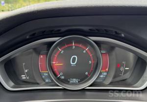Белый Вольво В40 2013 в Тельшяй, объемом двигателя 1.60 л и пробегом 255 тыс. км за 5490 €, фото 17 на AUTOMOTO.COM.LV