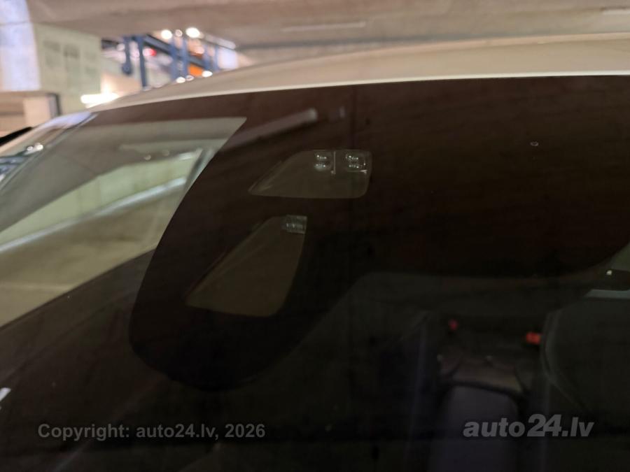 Balts Volvo V40 2013 Tartu, ar dzinēja tilpumu 1.60 L un nobraukumu 342 tūkst. km par 4890 €, foto 12 vietnē AUTOMOTO.COM.LV