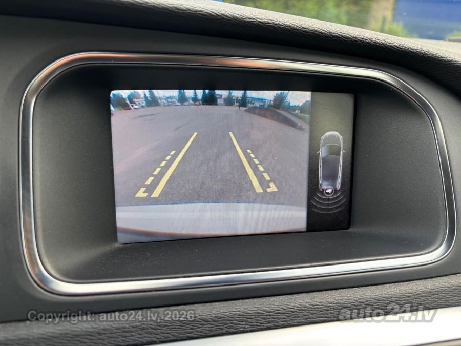 Balts Volvo V40 2013 Paide, ar dzinēja tilpumu 1.60 L un nobraukumu 261 tūkst. km par 6390 €, foto 19 vietnē AUTOMOTO.COM.LV