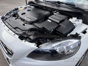 Balts Volvo V40 2013 Paide, ar dzinēja tilpumu 1.60 L un nobraukumu 261 tūkst. km par 6390 €, foto 27 vietnē AUTOMOTO.COM.LV