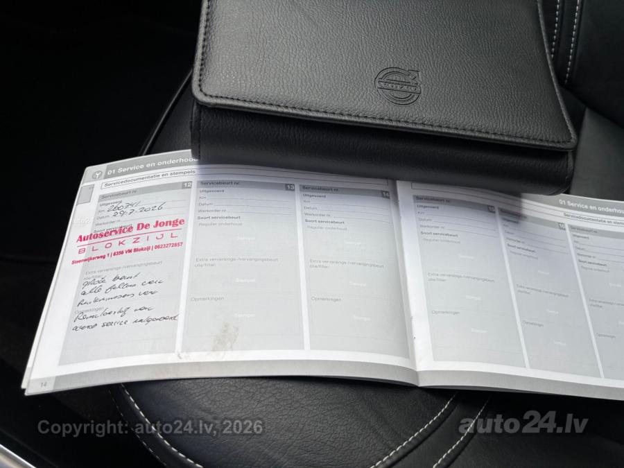 Balts Volvo V40 2013 Paide, ar dzinēja tilpumu 1.60 L un nobraukumu 261 tūkst. km par 6390 €, foto 31 vietnē AUTOMOTO.COM.LV