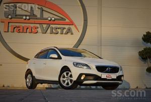 Balts Volvo V40 2014 Viļņa, ar dzinēja tilpumu 1.60 L un nobraukumu 213 tūkst. km par 1000 €, foto 1 vietnē AUTOMOTO.COM.LV