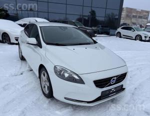 White Volvo V40 2014 in Telschi, with an engine capacity of 1.60 L and mileage of 174 thousand km for 5999 €, photo  on AUTOMOTO.COM.LV
