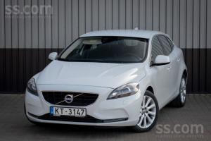 White Volvo V40 2014 in Talsi, with an engine capacity of 2.00 L and mileage of 163 thousand km for 7250 €, photo 4 on AUTOMOTO.COM.LV