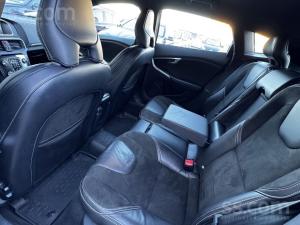 White Volvo V40 2014 in Daugavpils, with an engine capacity of 2.00 L and mileage of 254 thousand km for 6500 €, photo 23 on AUTOMOTO.COM.LV