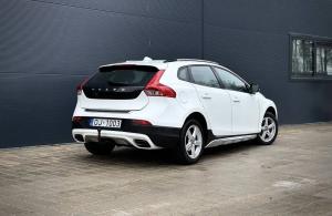 Balts Volvo V40 2014 Rīga, ar dzinēja tilpumu 1.60 L un nobraukumu 260 tūkst. km par 9895 €, foto 7 vietnē AUTOMOTO.COM.LV