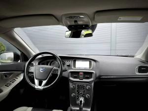 Balts Volvo V40 2014 Rīga, ar dzinēja tilpumu 1.60 L un nobraukumu 260 tūkst. km par 9895 €, foto 8 vietnē AUTOMOTO.COM.LV