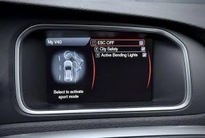 Balts Volvo V40 2014 Rīga, ar dzinēja tilpumu 1.60 L un nobraukumu 260 tūkst. km par 9895 €, foto 16 vietnē AUTOMOTO.COM.LV