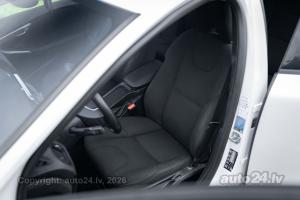 Balts Volvo V40 2014 Tallina, ar dzinēja tilpumu 1.60 L un nobraukumu 239 tūkst. km par 5500 €, foto 14 vietnē AUTOMOTO.COM.LV