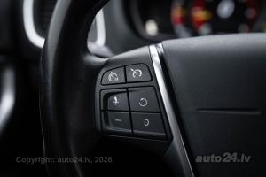Balts Volvo V40 2014 Tallina, ar dzinēja tilpumu 1.60 L un nobraukumu 239 tūkst. km par 5500 €, foto 29 vietnē AUTOMOTO.COM.LV