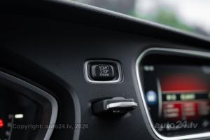 Balts Volvo V40 2014 Tallina, ar dzinēja tilpumu 1.60 L un nobraukumu 239 tūkst. km par 5500 €, foto 30 vietnē AUTOMOTO.COM.LV