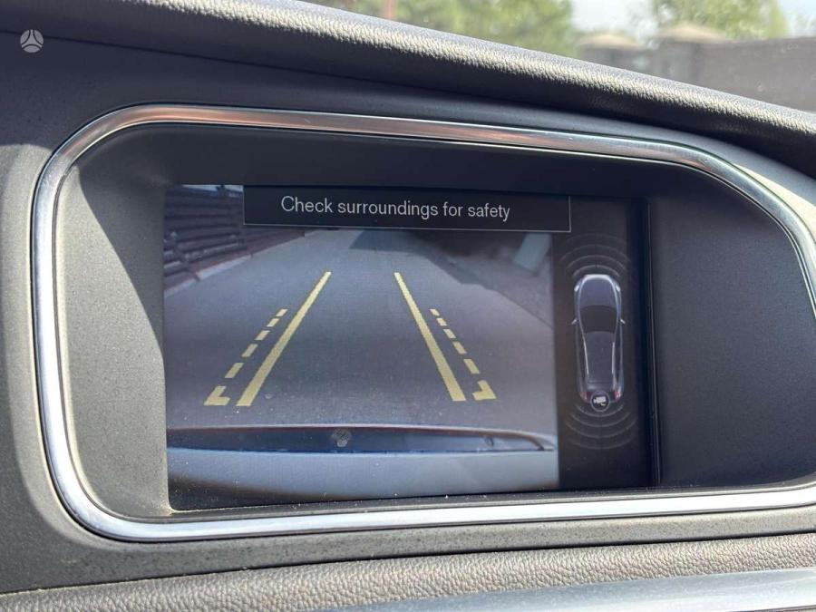 Balts Volvo V40 2014 Viļņa, ar dzinēja tilpumu 1.56 L un nobraukumu 354 tūkst. km par 5200 €, foto 10 vietnē AUTOMOTO.COM.LV