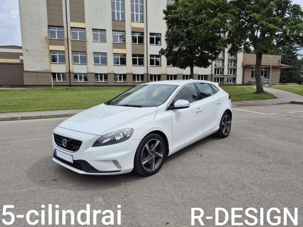 White Volvo V40 2014 in Raseiniai, with an engine capacity of 2.00 L and mileage of 217 thousand km for 7700 €, photo 1 on AUTOMOTO.COM.LV