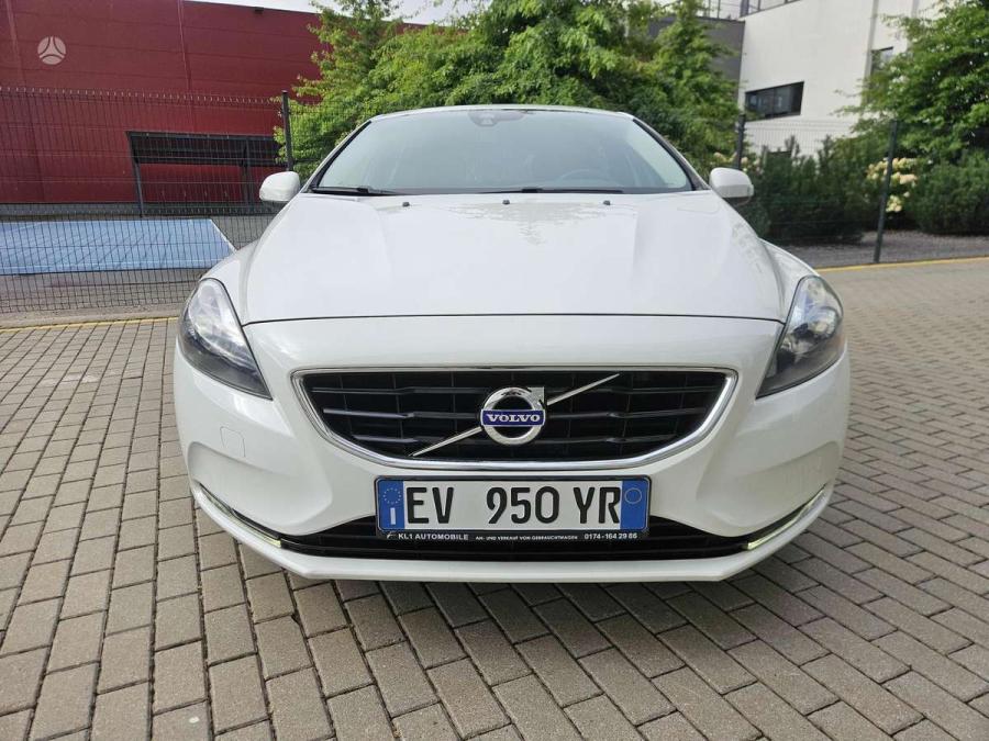 Balts Volvo V40 2014 Kauņa, ar dzinēja tilpumu 1.56 L un nobraukumu 260 tūkst. km par 4950 €, foto 5 vietnē AUTOMOTO.COM.LV