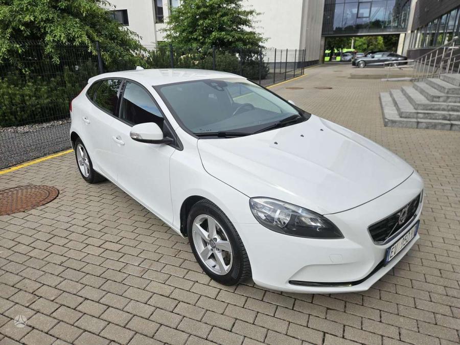 Balts Volvo V40 2014 Kauņa, ar dzinēja tilpumu 1.56 L un nobraukumu 260 tūkst. km par 4950 €, foto 7 vietnē AUTOMOTO.COM.LV