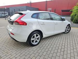 Balts Volvo V40 2014 Kauņa, ar dzinēja tilpumu 1.56 L un nobraukumu 260 tūkst. km par 4950 €, foto 18 vietnē AUTOMOTO.COM.LV