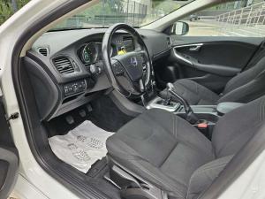 Balts Volvo V40 2014 Kauņa, ar dzinēja tilpumu 1.56 L un nobraukumu 260 tūkst. km par 4950 €, foto 27 vietnē AUTOMOTO.COM.LV