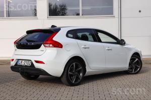 White Volvo V40 2014 in Riga, with an engine capacity of 1.60 L and mileage of 291 thousand km for 5995 €, photo 8 on AUTOMOTO.COM.LV