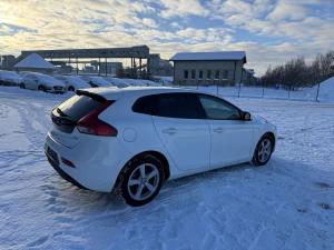 Balts Volvo V40 2015 Telšiai, ar dzinēja tilpumu 1.98 L un nobraukumu 267 tūkst. km par 5999 €, foto 6 vietnē AUTOMOTO.COM.LV