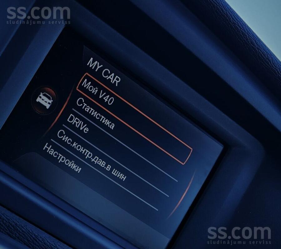 Balts Volvo V40 2015 Jelgava, ar dzinēja tilpumu 2.00 L un nobraukumu 186 tūkst. km par 7690 €, foto 23 vietnē AUTOMOTO.COM.LV