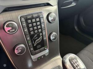 Balts Volvo V40 2015 Alīta, ar dzinēja tilpumu 2.00 L un nobraukumu 239 tūkst. km par 4999 €, foto 12 vietnē AUTOMOTO.COM.LV