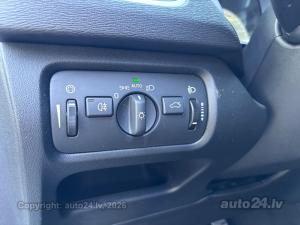 Белый Вольво В40 2015 в Пайде, объемом двигателя 2.00 л и пробегом 180 тыс. км за 7590 €, фото 18 на AUTOMOTO.COM.LV