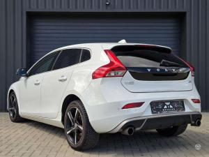 Balts Volvo V40 2015 Kauņa, ar dzinēja tilpumu 2.00 L un nobraukumu 300 tūkst. km par 6750 €, foto 3 vietnē AUTOMOTO.COM.LV
