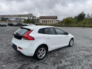 Balts Volvo V40 2015 Telšiai, ar dzinēja tilpumu 1.56 L un nobraukumu 221 tūkst. km par 5500 €, foto 6 vietnē AUTOMOTO.COM.LV